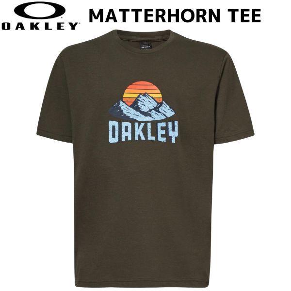 OAKLEY MATTERHORN TEE FOA403154リサイクルポリエステル素材を採用したクルーネックティーシャツ。フロントに大きく施されたマッターホルンのグラフィックがアクセント。レギュラーフィット。サステナビリティ/リサイクル生...