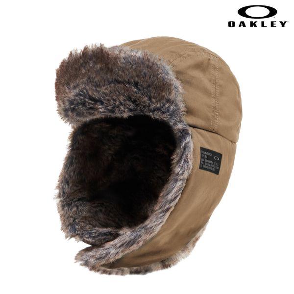 OAKLEY FGL FLIGHT CAP FA 23.0  FOS901586 撥水機能と耐久性を併せ持つ素材をベースに、特殊な加工を施し独自開発素材を採用したフライトキャップ。撥水テクノロジーにより悪天候時の状況下においても身体を常にプ...