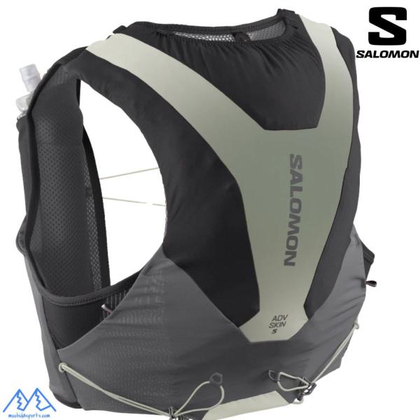 SALOMON ADV SKIN 5 GRADIENT当社ハイドレーションベストのベストセラーが、安定性とフィット感、汎用性を高め、昇華プリントを纏った新しいルックで登場。過酷な耐久レースをはじめニーズに合わせて使える Adv Skin 5...