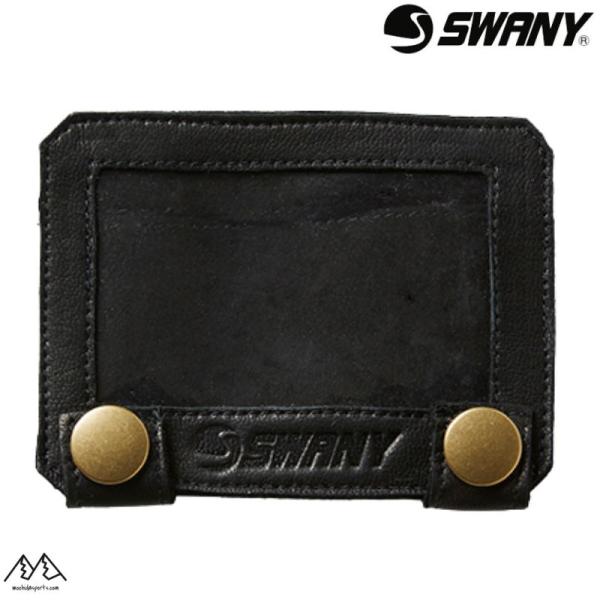 【発売日：2026年11月25日】SWANY Head Window（ヘッド ウィンドウ） ゴーグルのベルト部分に装着できるパスケース。撥水加工が施された上質で柔らかな山羊革のパスケースがアクセントになります。・50mmまでの太さのゴーグル...