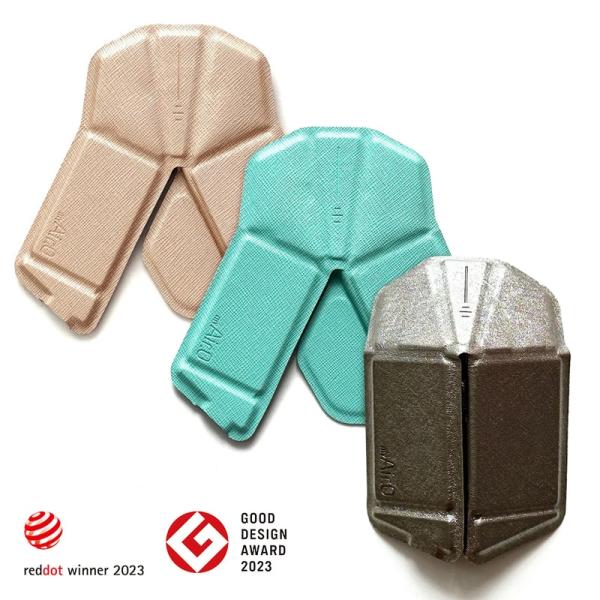 OriMouse(オリマウス)は、0.5秒で薄さ5ミリからフルサイズマウスに変形する折り紙構造のワイヤレスマウスです。携帯性を最優先した特殊設計に快適なクリックやスクロール、ポインター移動を実現しました。底部グライダーで正確なコントロールも...