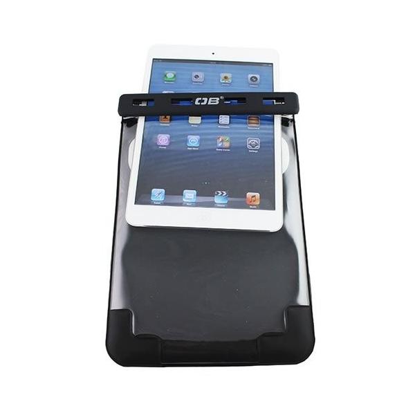 6mまでの潜水可。ケースに入れたままタッチ操作ができます(水中でのタッチ操作はiPadの特性上できません)また背面にクリア素材の窓があるので、装着中リアカメラによる撮影が可能です。ダイビング、海水浴、プール、フィッシング、カヌー、ヨット、キ...