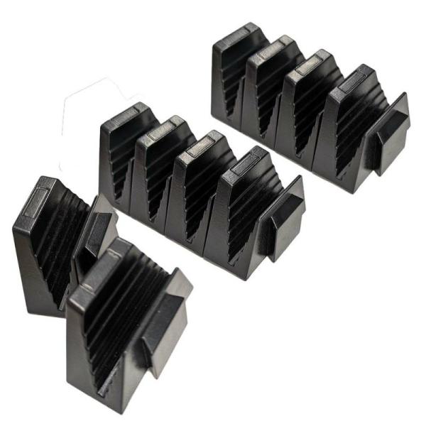 連結可能なレンチホルダー。コンパクトサイズで場所にお応じて連結してご使用できます。底面マグネット付き。サイズ：5.5x2.3x4.0cm※底面磁石は固定用ではございません。