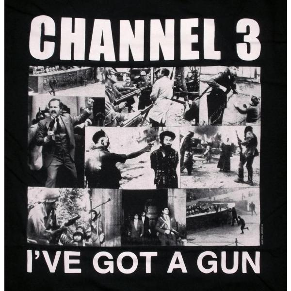 Channel 3 - I've Got a Gun Men's Standard Fit Short Sleev Tee - BlackGIGANTORのメンバーも在籍していたOiテイスト溢れる,オレンジカウンティ出身のアーリー80s U...