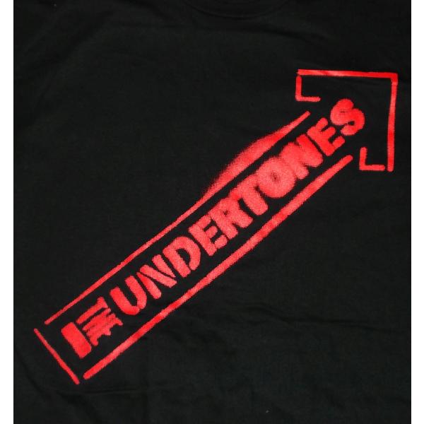 アンダートーンズ Tシャツ UNDERTONES ARROW 正規品UNDERTONES, THE ARROW SPRAY 正規品78年デビュー、伝説のアイリッシュパンクバンド、アンダートーンズのTシャツです。青春の切なさを垣間見せ、若々し...