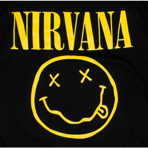 NIRVANA : SMILEY ONE SIDED SOFT T-SHIRTシアトルを拠点として活動していたローカルバンドから世界的な成功を手中、グランジの帝王としてジェネレーションXの世代に圧倒的に支持されながらも、カートコバーンの自殺...
