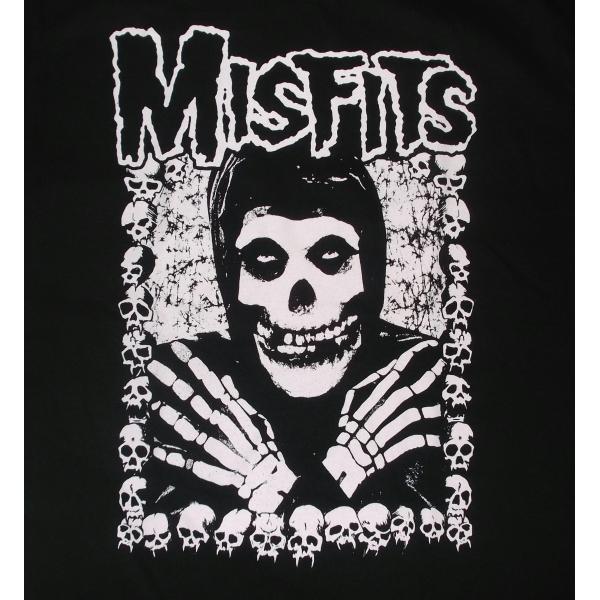 THE MISFITS I WANT YOUR SKULLS T-SHIRT /正規品マリリン・モンローの遺作映画『The Misfits』を由来とし、グレン・ダンジグを輩出、あの「メタリカ」などスラッシュ・メタルのジャンルにも多大な影響を...