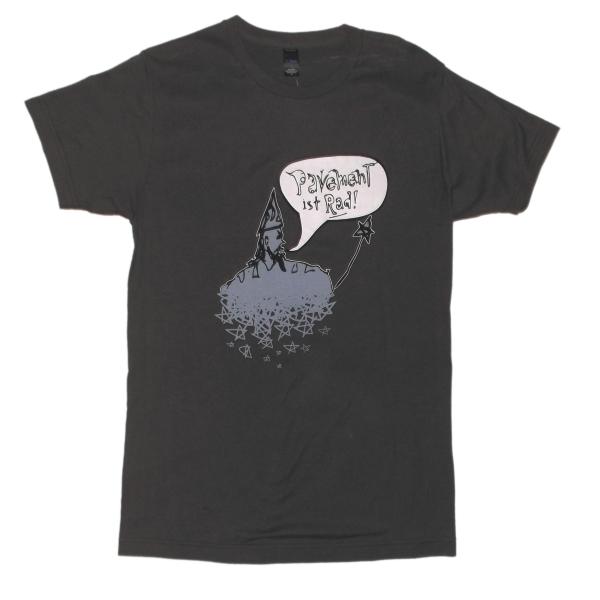 PAVEMENTGREY WIZARD MENS TEE92年に『スランティッド&amp;エンチャンティッド』でのデビューと共に、“ローファイ”というジャンルを確立させ、一大センセーションを巻き起こした、「PAVEMENT」のTシャツです。...
