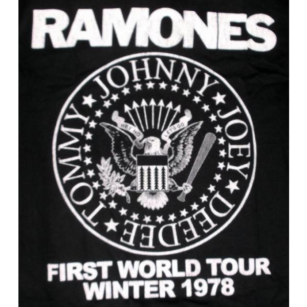 RAMONES : First World Tour Mens 1978 Black ・正規品An official licensed men's soft style cotton Tee featuring the Ramones 'F...