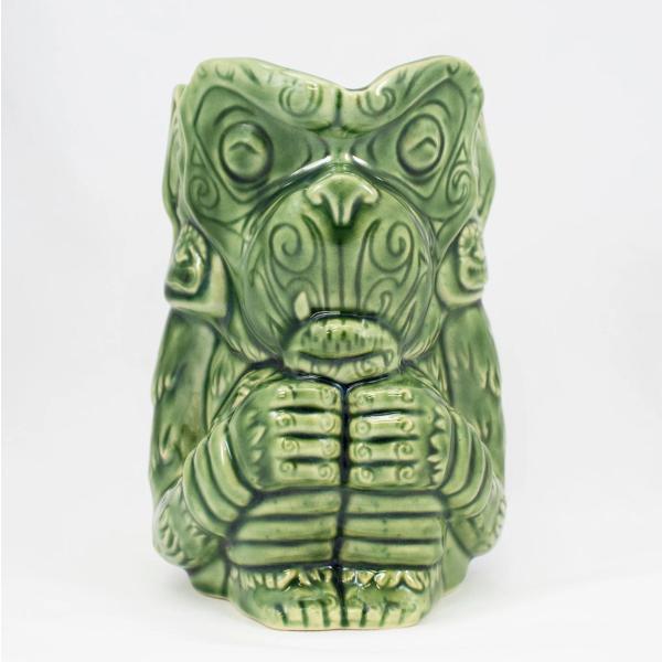 KEKO PEPEIAO MUG, COMMEMORATIVE EDITION, GREENKeko is 6.5 inches tall and holds 24 oz.翡翠色のティキ・イヤリングが印象的、タトゥーが施された茶目っ気いっぱ...