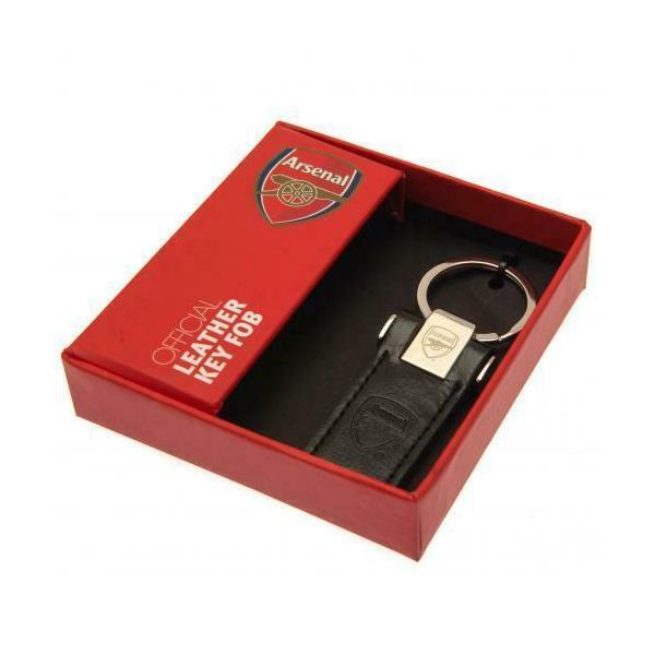 ■商品説明クラブ公式のレザーキーリングです。■商品仕様素材：合皮、真鍮などサイズ：本体 8.5cm x 2.5cm■必ずご確認ください予約商品とご一緒のご発送はできません。画像は実際の商品と多少異なる場合ございます。