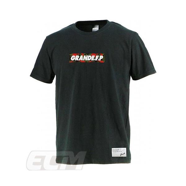 ■商品説明エナメル素材を使ったショルダーバッグです。■商品仕様素材：ポリエステルサイズ：29cm x 39.5cm x 17cm■必ずご確認ください予約商品とご一緒のご発送はできません。画像は実際の商品と多少異なる場合ございます。メーカー取...