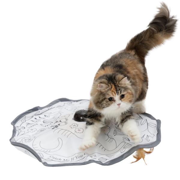【商品名】　猫壱 キャッチ・ミー・イフ・ユー・キャン2 猫のお庭 猫用 電動 おもちゃ 【商品説明】　・【シンプル＆ナチュラルインテリアになじむ、シックなデザイン】 イラストの猫ちゃんはお庭に咲く色とりどりのお花に囲まれてくつろいでいるとこ...