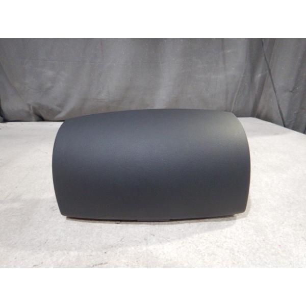 **** 商品説明を必ずご確認ください ****部品管理番号：251223000270210メーカー純正品番：68560-1HJ1A部品名：グローブBOX部品区分：リサイクル品管理品番：371535車名：マーチ車両タイプ名：5ドアハッチバッ...