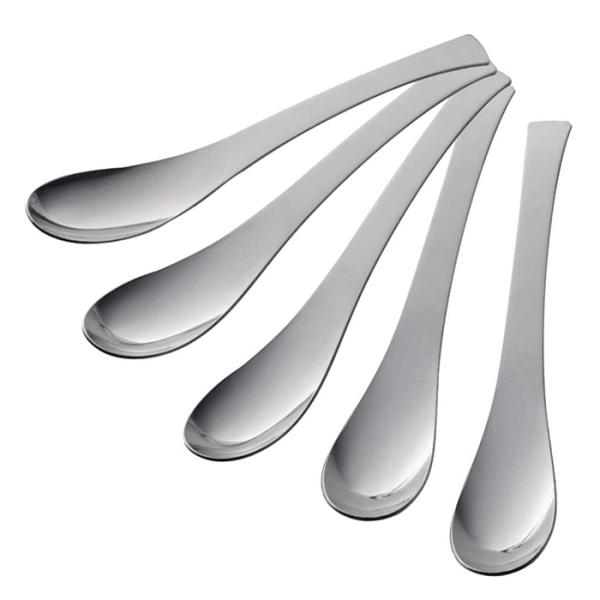 ここがポイントすくい部分がスリムなデザインのスプーン。指紋の付きにくいつや消し仕上げです！重ねやすいので収納もしやすく、5本あってもかさばりません！カレーや丼ものなどにオススメ！日本の中でも、食器造りの町として知られる、新潟・燕ブランドのス...