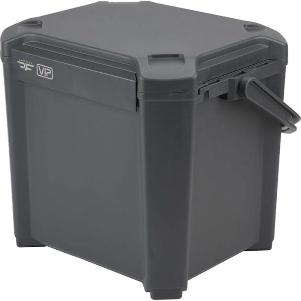 【ここがポイント！】熱伝導を限りなく抑える真空断熱パネル（Vacuum Insulated Panel）を、フタと本体の6面全てに内蔵することで、従来の発砲スチロール製品より保冷能力が大幅アップ。耐荷重(フタ)100kgでイスとしても使用可...