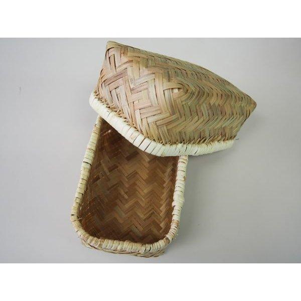 【発売日：2025年12月26日】【ここがポイント！】・自然素材の竹をしっかりと編んで丈夫に作りました・素材感のもの程よい通気性がありお弁当箱として・小物いれとして大変重宝します【商品仕様】サイズ：約125×185×高さ90mm原産国：ベトナム