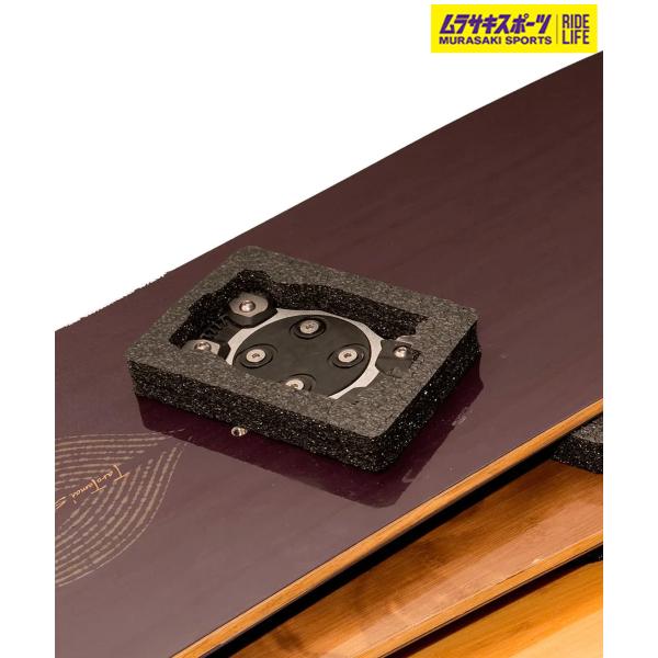 【karakoram】カラコラムの保護パットクイーバー・プロテクターで大事なボードのソールを保護。