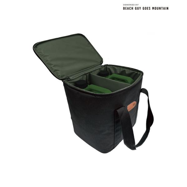 サーフィン必需品。片手で扱えるポリタンク2本と保温カバーのセット。≪商品詳細≫・ポリタンクカバー(1個)・5Lポリタンク(2本)