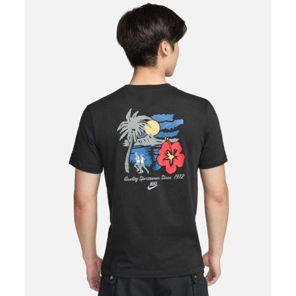 【夏のリゾートな雰囲気を感じるバックプリントTee】●レギュラーシルエットのコットンTee●夏らしいグラフィックデザインをバックプリント●ムシ暑いときでサラッと着れる生地感◆おすすめコーディネートトレンドのスポーツMIXがさりげなく取り入れ...