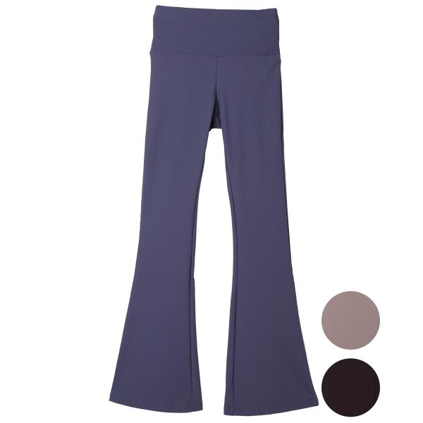 【美しいフレアシルエットが魅力的なスイムレギンス】凹凸のあるリブ素材で仕立てられており、フィット感のある着心地を実現します。バックに施されたレースアップが女性らしさを演出。アウトドアシーンでもお洒落な着こなしが完成するアイテムです。≪商品詳...