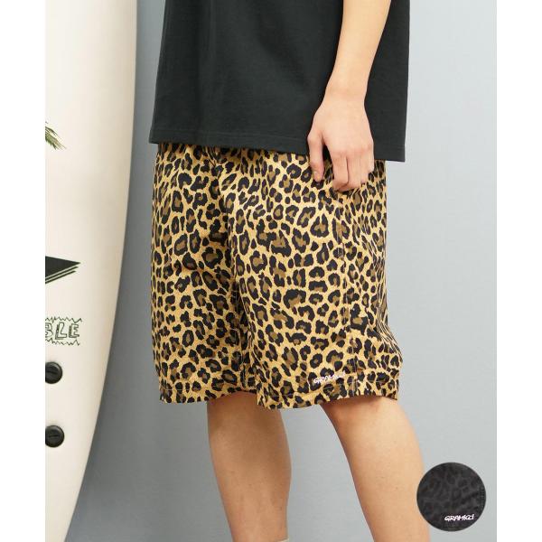 【DEAR LAUREL×GRAMICCIスペシャルコラボショーツ】→こちらの商品はムラサキスポーツ限定商品です。●ウエストゴム●ベルト付き●ブランドロゴ◆おすすめコーディネート夏らしいレオパード柄デザインは夏コーデのポイントに。トップスに...