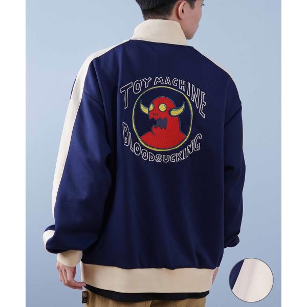 【旬なトラックジャケットでスポーツmixスタイルに！】→こちらの商品はムラサキスポーツ限定商品です。●ビッグサイズ●ジャージ素材●ストリートでもスケートでも活躍◆おすすめコーディネート王道ストリートスタイルにぴったりのデザインなのでワイドな...