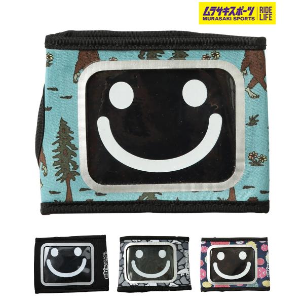 【eb’s】エビスのスノーボードパスケース伸縮素材のグローブ装着タイプ。リフト券の読み取りに手間取る・・・そんなあるあるをスマートに解決するのが、パスケース。ICパスをウェアに取り付けることで、改札でスムーズに反応し、リフト乗車もノンストレス。