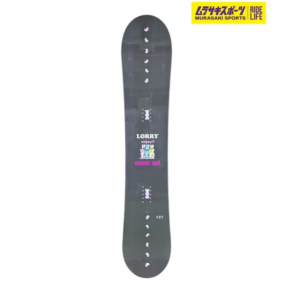 【COSMIC SURF】コスミックサーフのスノーボード「ローリー」は細身の軽量ディレクショナルタイプのスノーボードです。素早いターン切り替えが可能なスノーボードで、キャンバー設計でトップからテールまでのエッジへのプレッシャーがかけ易く、カ...
