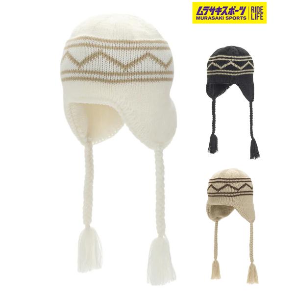 【DC】ディーシーのビーニーです。レトロなパターン柄が目を引く、ローゲージニットのイヤーフラップビーニー。耳当て付きのデザインが、冷たい風から耳をしっかり守ります。両サイドから垂れるひもが、カジュアルな着こなしに遊び心をプラス。素材には肉厚...