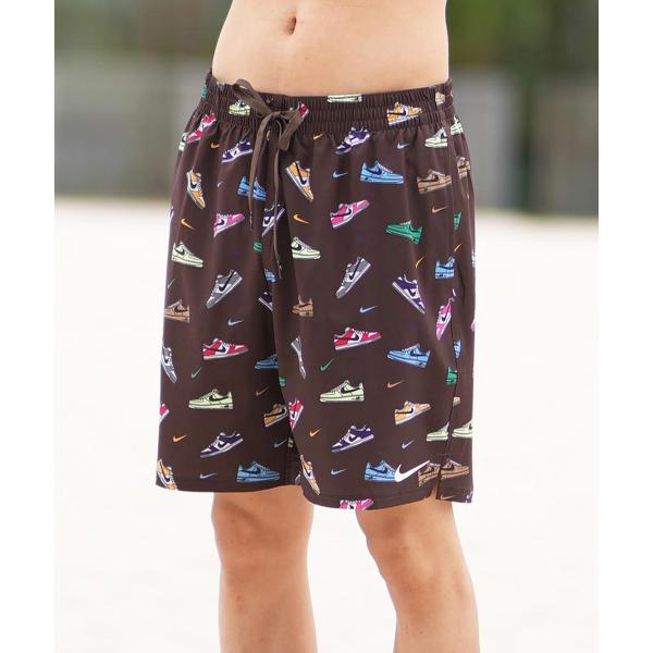 【夏らしい総柄デザインの水陸両用ショーツ】●全面に施されたシーズンプリントが特徴のボレーショーツ。●さらっとした肌触りで軽い履き心地。●付属のドローコードによりウエスト調節が可能。●股下7インチ（17.7cm）●サイドポケット●ショーツ型イ...