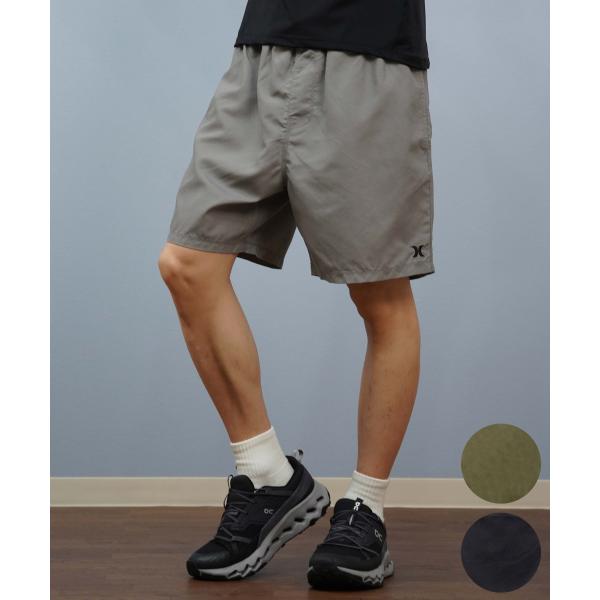 【夏の新定番！水陸両用の万能ショーツ】●ワンポイント●ウエストゴム＆紐●サイド＆ヒップポケット◆おすすめコーディネートルーズシルエットのトップスと合わせれば夏のリラックスコーデ。大きめのバックプリントロゴTをあわせてインパクトのあるスタイル...