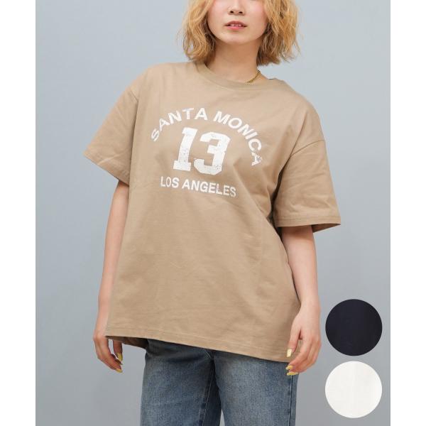 【春夏シーズンの主役級トップス○トレンドライクなナンバリングTシャツ】●定番になりつつあるナンバリングトップス。●フロントのBIGロゴがインパクト大！●トレンドライクなルーズシルエット仕上げ。●肩のラインを落としたドロップショルダーでリラッ...