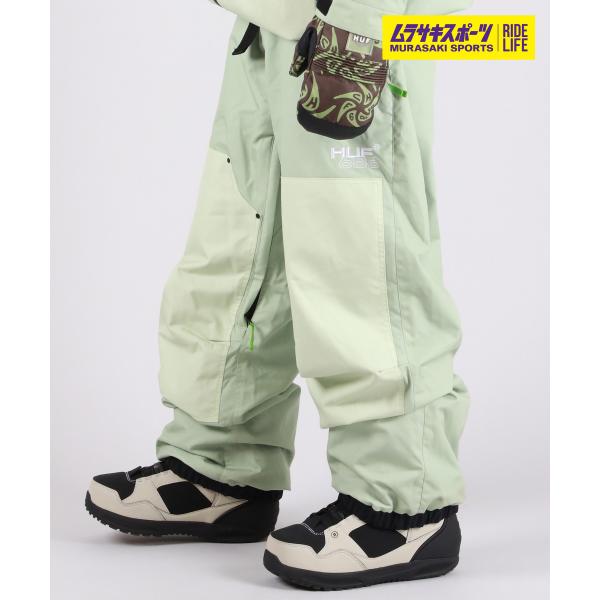 【686】シックスエイトシックスのスノーボードウェア、パンツHUFとのコラボレーションモデル。HUFとは・・・スケートボードとストリートファッションの融合を象徴するブランド「HUF（ハフ）」は、2002年にプロスケーターであるキース・ハフナ...