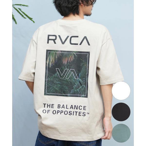 【肌触りが滑らかなコットン100％生地を使用した厚手のクルーネック半袖Tシャツ。】●左胸にはブランドロゴ、背中にはユーズド感のあるフォト風ロゴをプリント。●シルエットはショルダーラインを落としたオーバーフィット。●しっかりとした生地感なので...