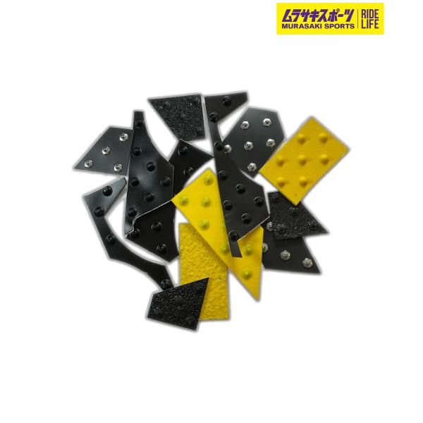 【HOVLAND】ホブランドのスノースケート デッキテープ。製造過程で発生する切れ端をランダムに詰め込んだ、お得なパッケージ。色・形状など、不揃いの物が混在します。≪商品詳細≫■機能/特徴■スノースケート用スパイクタイプ デッキテープ裏面シ...