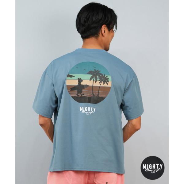 【大人サーフスタイルな雰囲気の新規取り扱いブランドMighty Surf Club/マイティーサーフクラブ】→こちらの商品はムラサキスポーツ限定商品です。●胸＆バックプリント●レギュラーフィット◆おすすめコーディネートシンプルなブランドロゴ...