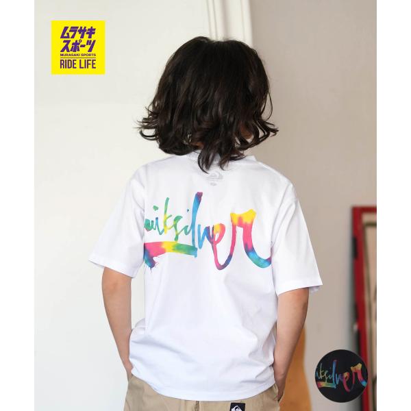 【背中にハンドドローイングタイプのグラフィックをプリント。】●レインボーロゴのグラフィックが、キッズらしい遊び心とサーフテイストを演出。≪商品詳細≫■素材■コットン■サイズ目安■【130cm】身幅：44.0cm  肩幅：37.5cm  着丈...