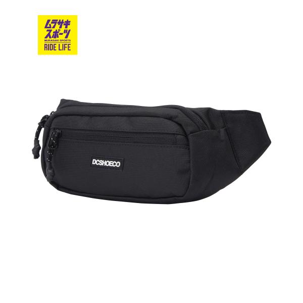 【リサイクルポリエステル（600D）を使用した1.73L容量のウエストパック。】●フロントにあしらったDCSHOECOロゴのPVCパッチがワンポイント。●メインコンパートメントにはキーフックとフラットメッシュポケットを内蔵。●前後にはジッパ...