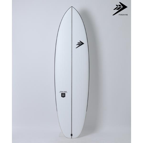 【FIREWIRE】ファイヤーワイヤーのサーフボード。Machado Cadoをベースに進化したミッドレングスモデル。ロングボードでもショートボードでもない中間領域の楽しさを追求し、リラックスしたサーフィンからクルージングまで幅広く対応しま...