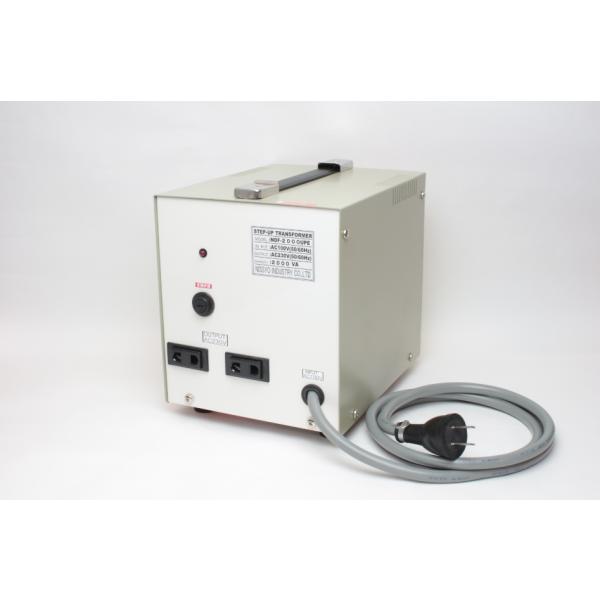 NDF2000UPE      海外製品を日本で使用できる。