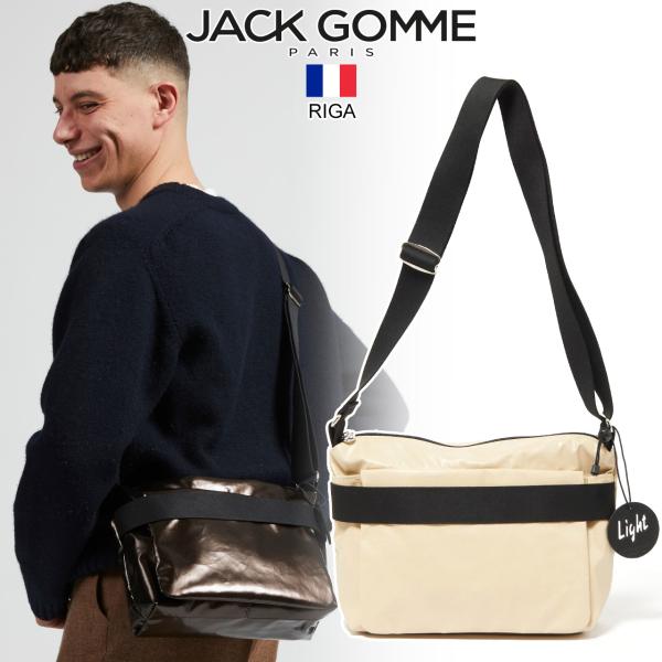 【正規販売店】 24H1870.LV02A   ユニセックスで使えるボックス型ショルダーバッグ  A5ファイルとタブレットが入るサイズ感