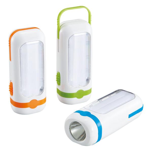 22554804        スポット照射の手持ちライトと広範囲照射ライトの2WAY。吊り下げてランタンとしてもご使用いただけます。