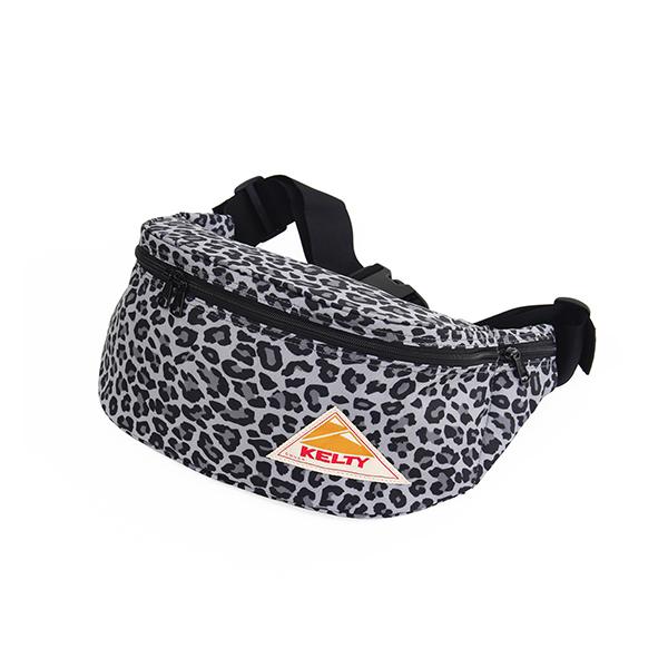 DP MINI FANNY 32592425        ちょっとしたお出かけに必要なアイテムを入れることができてフェスなどにもピッタリ！