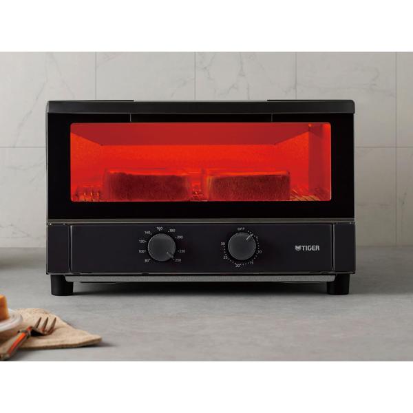 KAMS132KM       トースト3枚、約25cmピザも焼ける！