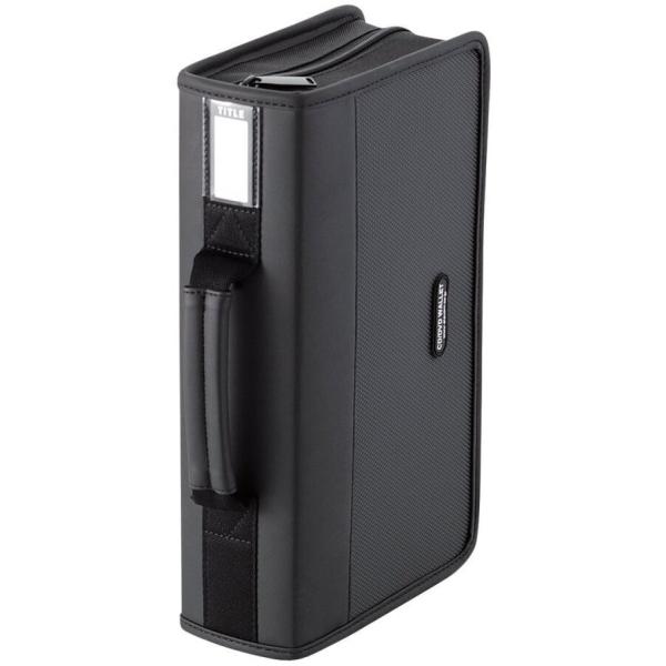 CCDSS96BK       本棚や机周りに縦置きもできる自立タイプ。大量のCD/DVDをコンパクトに収納できるファスナーケース。