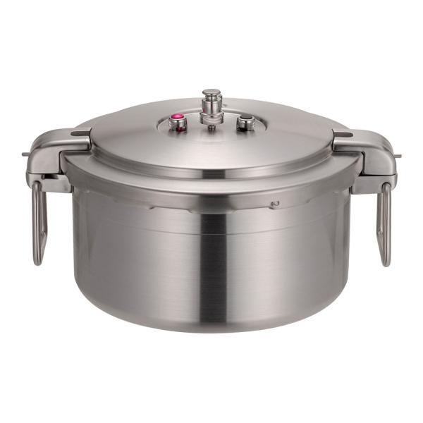AAT9901         大容量の圧力鍋で食材の下ごしらえからラーメンスープまで対応できます。
