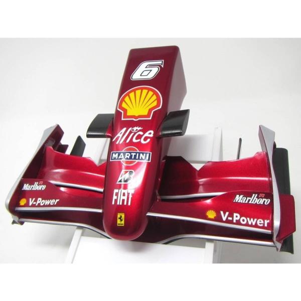 1/7フェラーリF2007フロントノーズデカールです。デカールのみです。デアゴスティーニの1/7フェラーリF2007の走行用とは別の展示用のフロントノーズに使用します。1/8MP4/4よりも一回り大きく形状も複雑なのでノーズ単体で模型として...