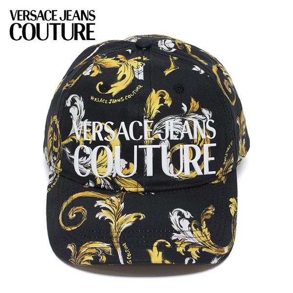 【発売日：2025年08月21日】イタリアのラグジュアリーブランドVersace Jeans Coutureクラシカルでゴージャスなイメージをそのまま引き継いだコレクションを展開・バロック柄のプリントアクセントにコーデアイテムでも引き立てに...