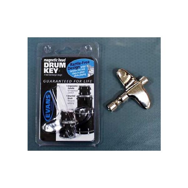 強力磁石を内蔵したドラムチューニングキーです。チューニング中にはずれにくく、はずした後も、テンションピンがなくなりません。グリップも握りやすいデザインが採用されています。